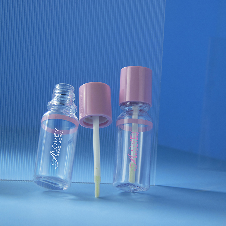Unique lip oil tubes with big volume